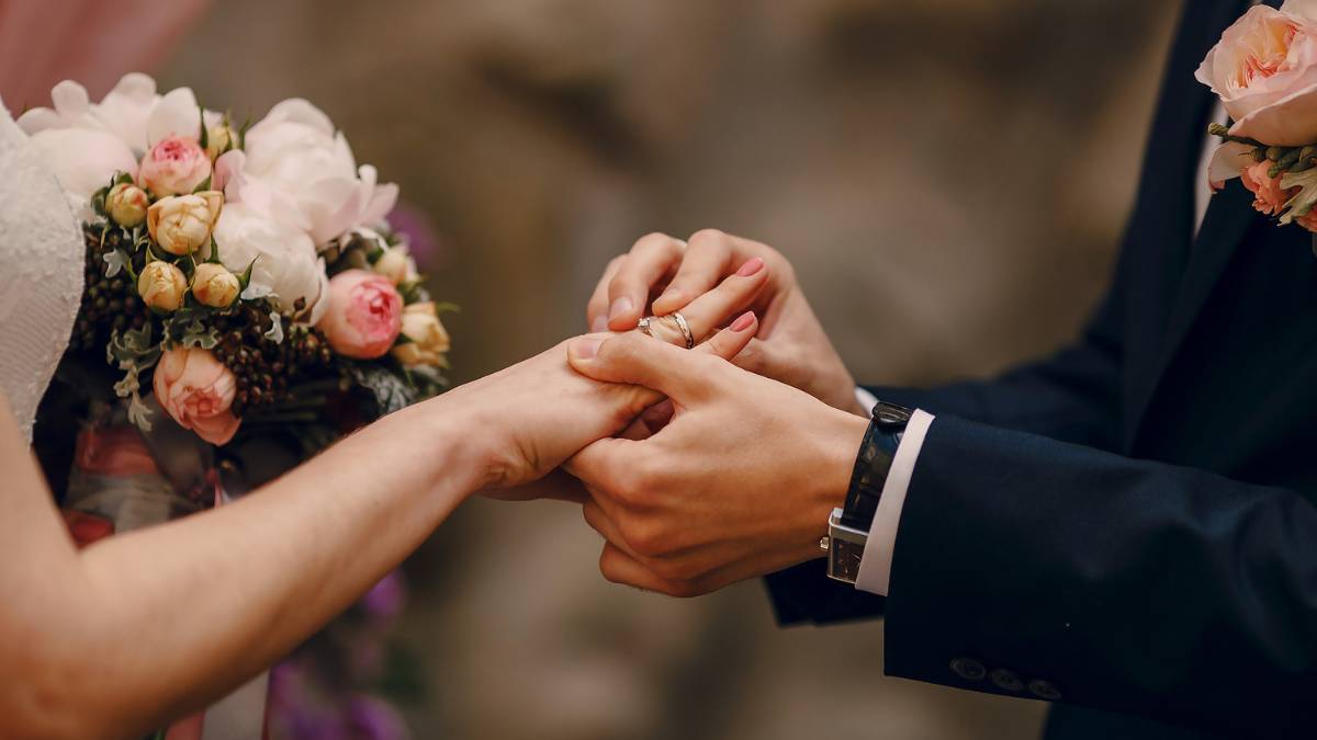 Pengorbanan Sang Pengantin di Hari Pernikahannya Berbuah Berkah - NTD ...